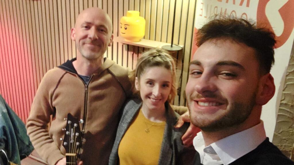 Léo & The Cats, une artiste pétillante qui monte en puissance - Radio Compile, l'univers jeune ...